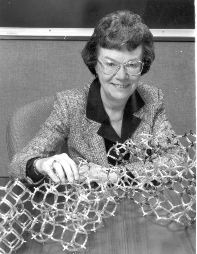 Edith Flanigen | National Inventors Hall of Fame® Inductee