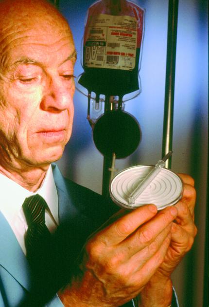 NIHF Inductee David Pall Invented the Leukoreduction Filter
