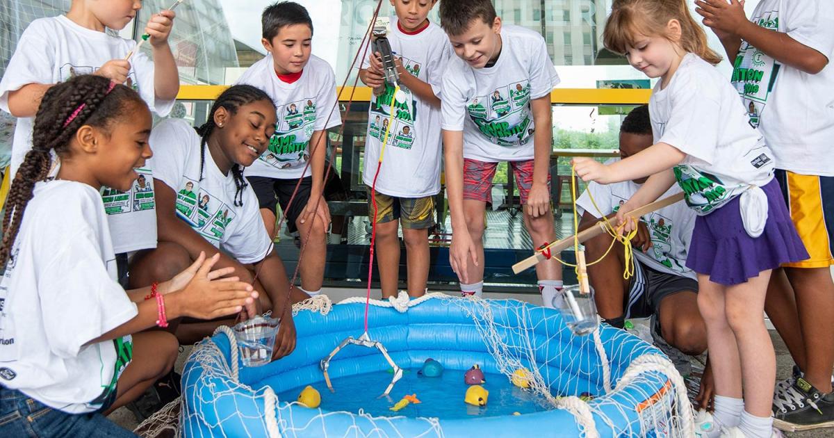 STEM Activity: Ocean Clean-Up Device | National Inventors Hall of Fame®