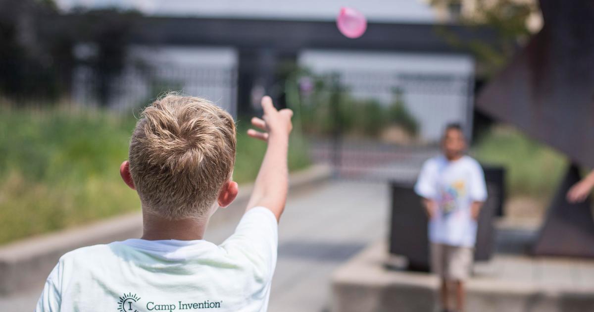 Water Balloon Parachutes | National Inventors Hall of Fame®