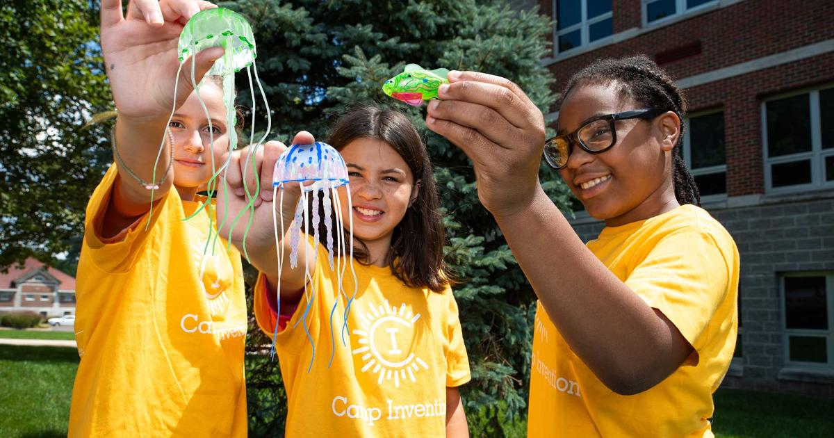 STEM Activity: Marine Researcher as a STEM Career | National Inventors ...