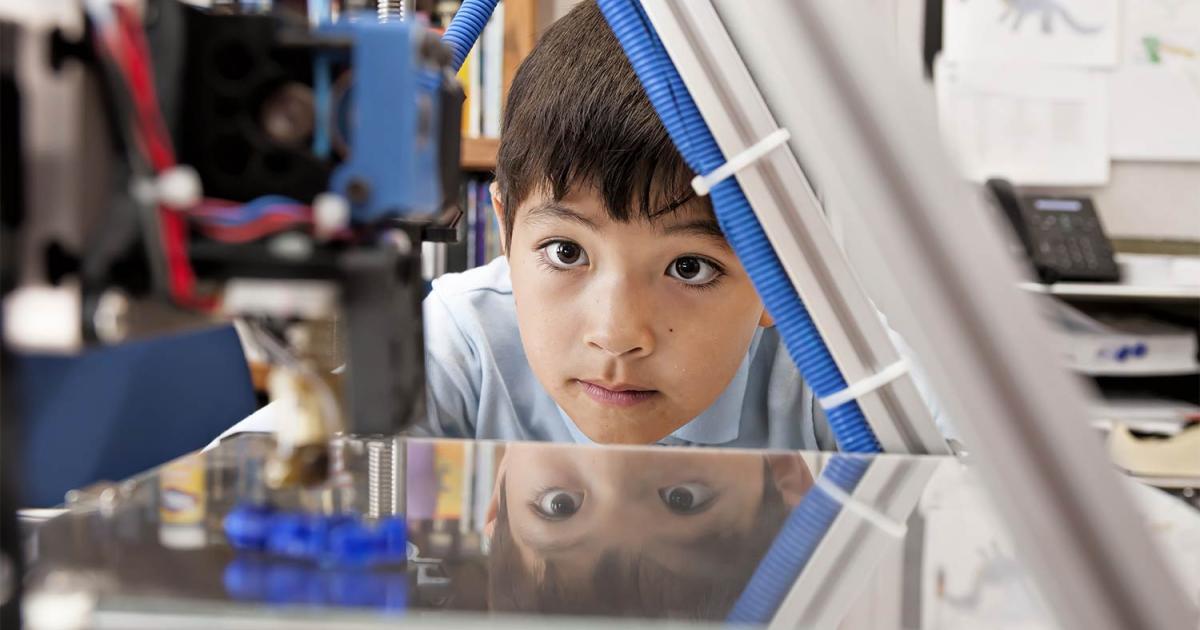 Why Your Students Need a Makerspace - The STEM Maker Lab