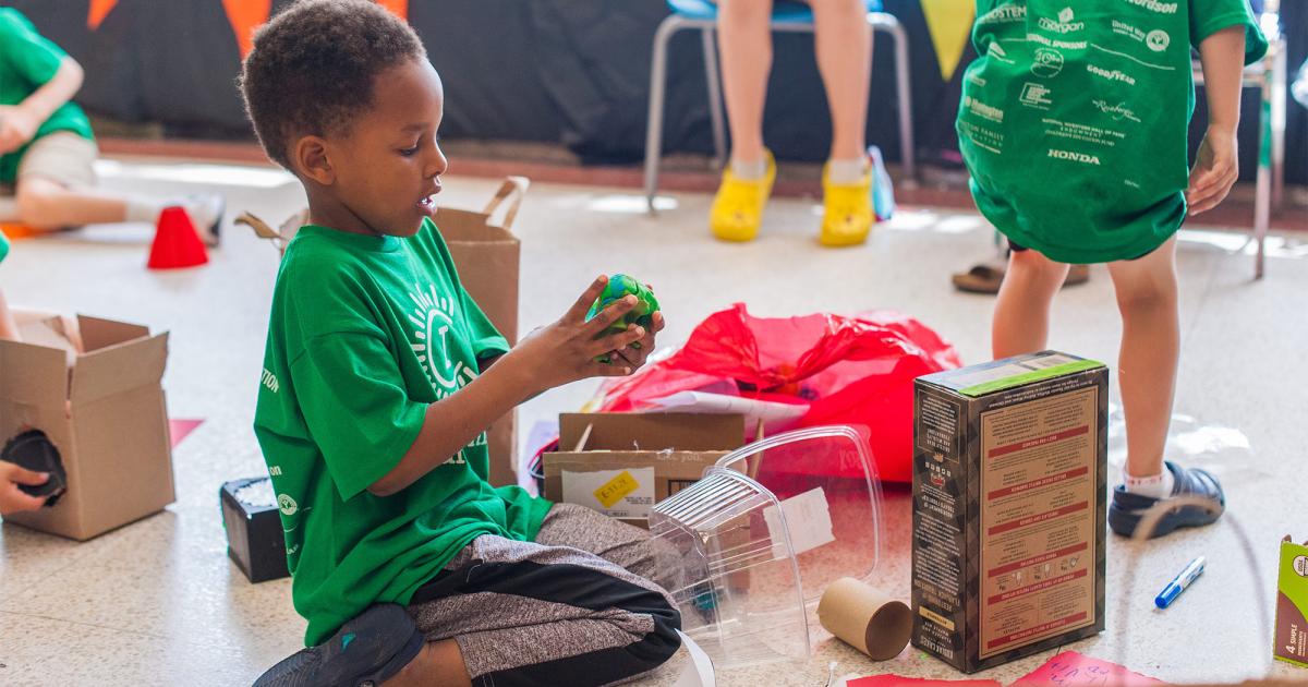 STEM Activity: Ultimate Train Car Challenge | National Inventors Hall ...
