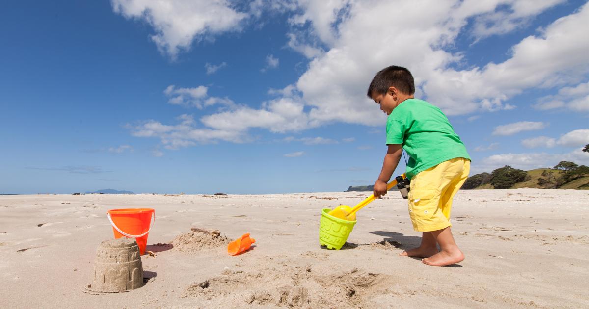 3 Ways to Have STEM Fun at the Beach | National Inventors Hall of Fame®
